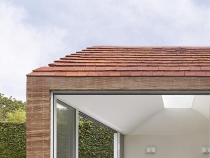 CREASING TILE BLUE – SJS Building Supplies in Stoke-on-Trent, Staffordshire